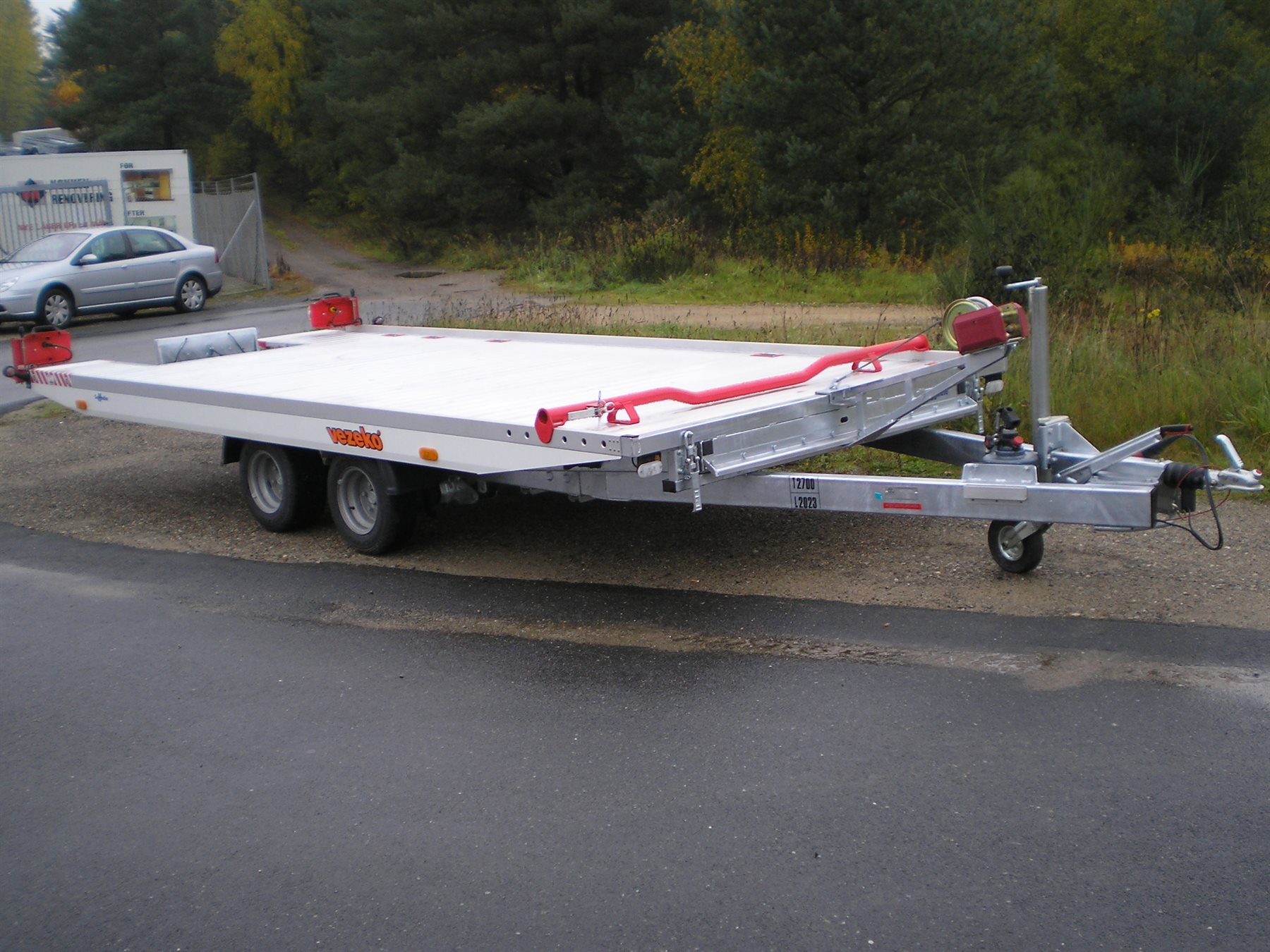 Køb Imola 3500 autotrailer tipfunktion med hydraulikpumpe